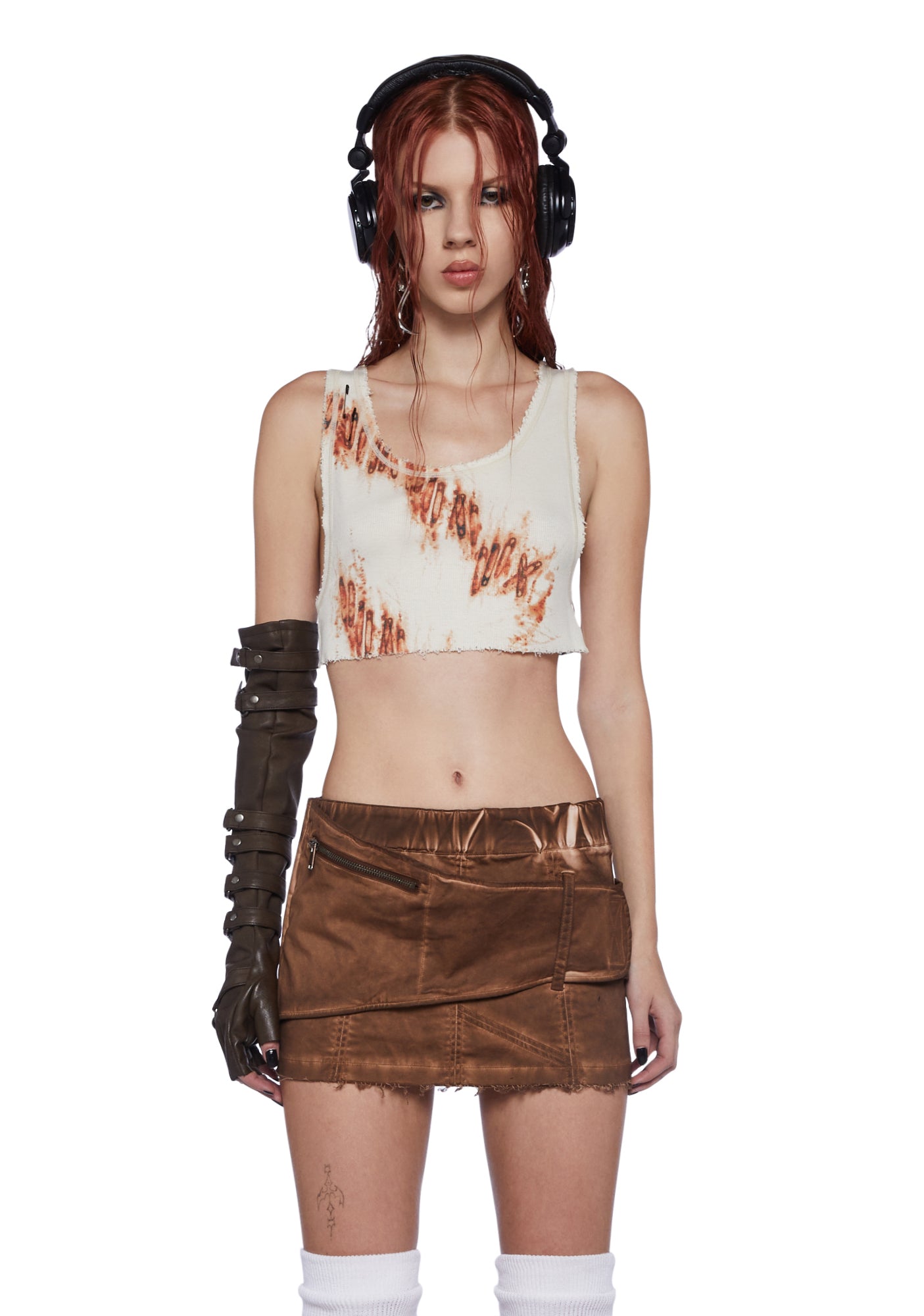 Darker Wavs Rust Pin Distressed Crop Tee - White – Dolls Kill
