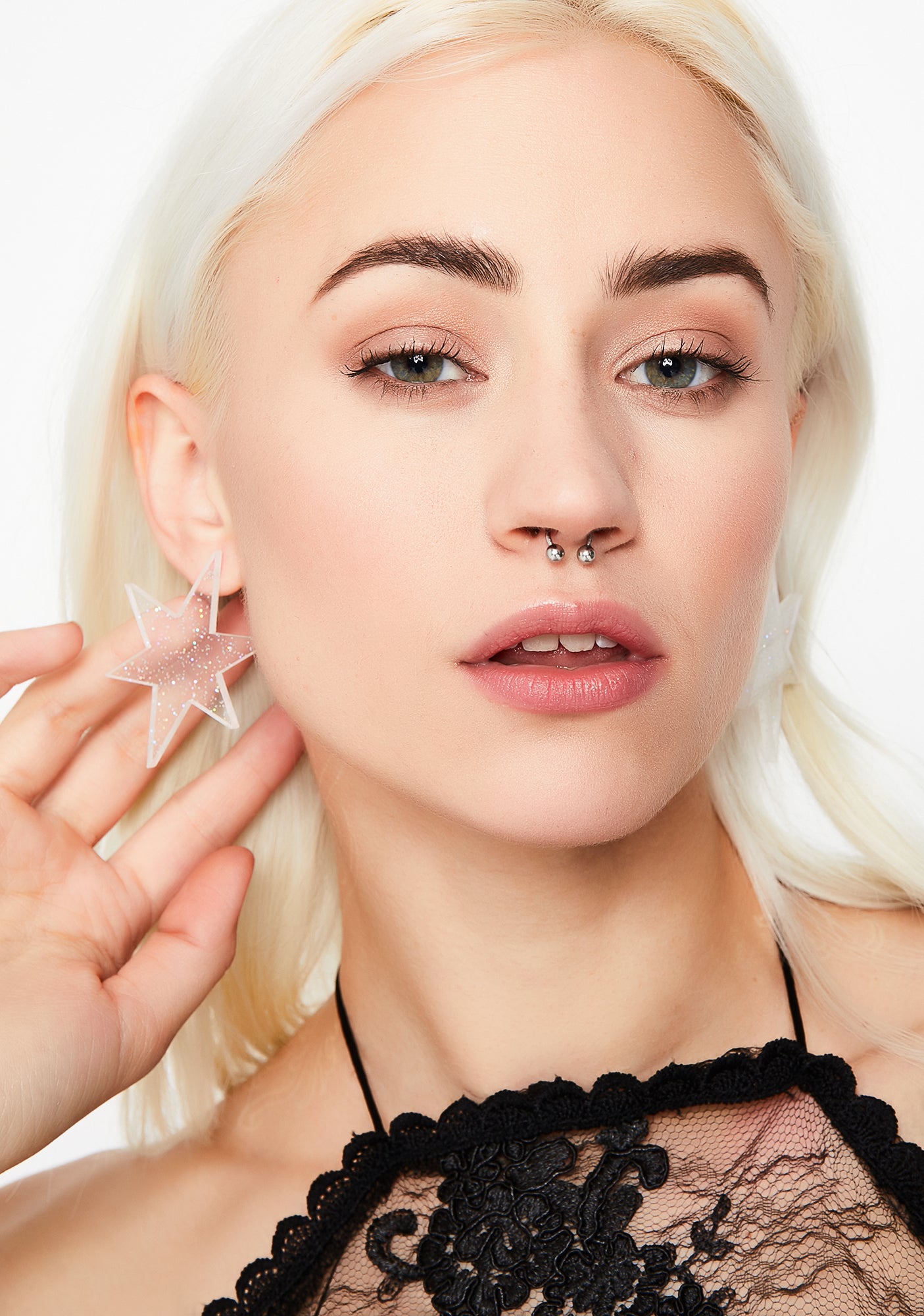 Clear Star Earrings – Dolls Kill