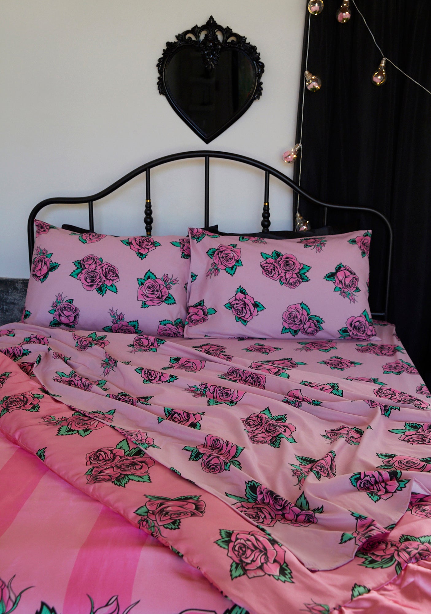 pink floral pattern sheets