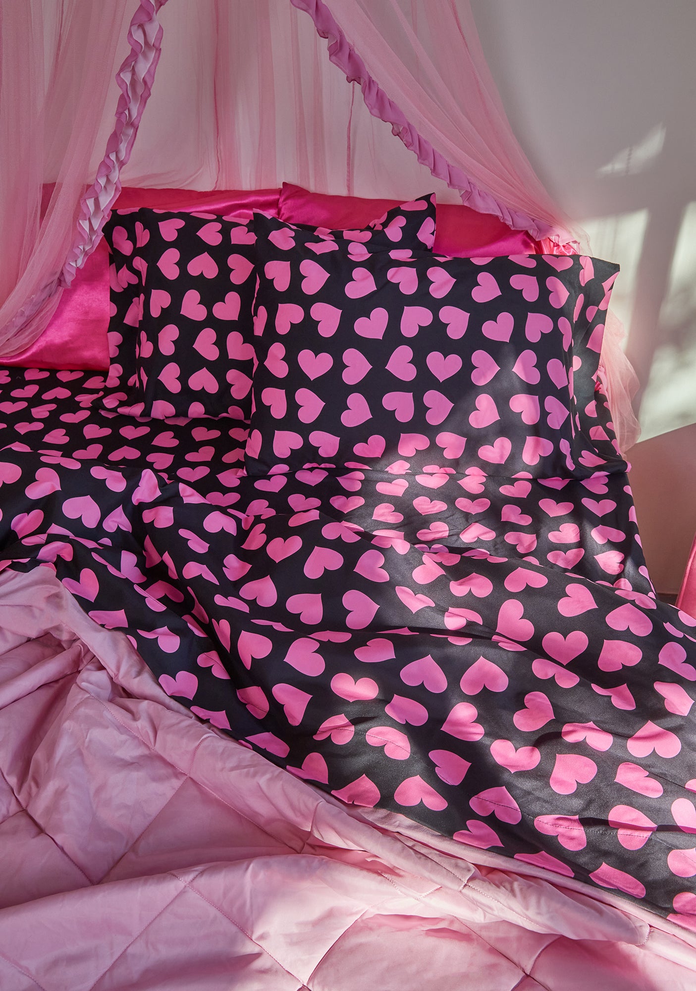 Dolls Home Heart Print Sheet Set - Black – Dolls Kill