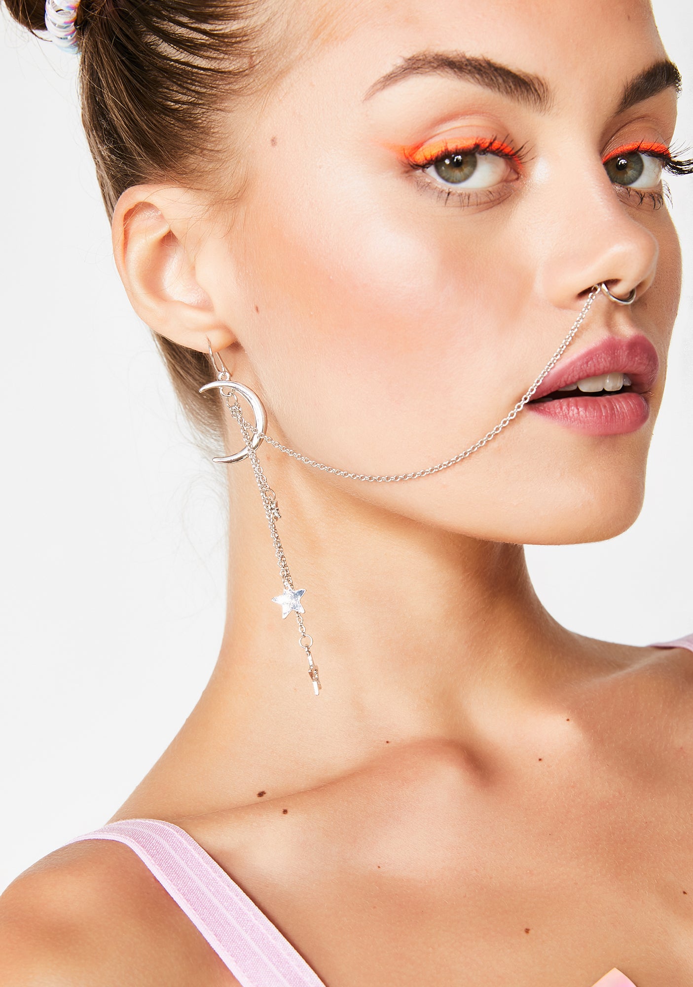 Stars N Moons Septum Chain – Dolls Kill