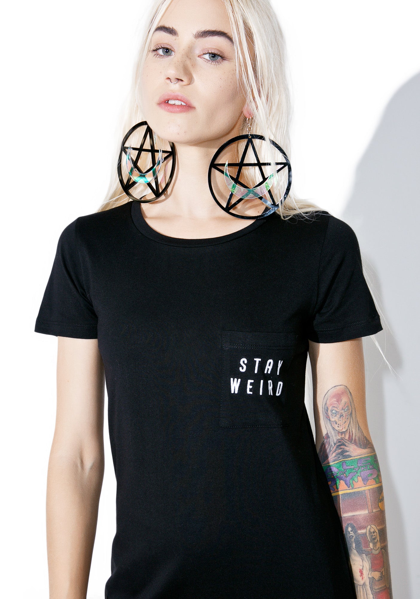 Pentagram Moon Earrings – Dolls Kill