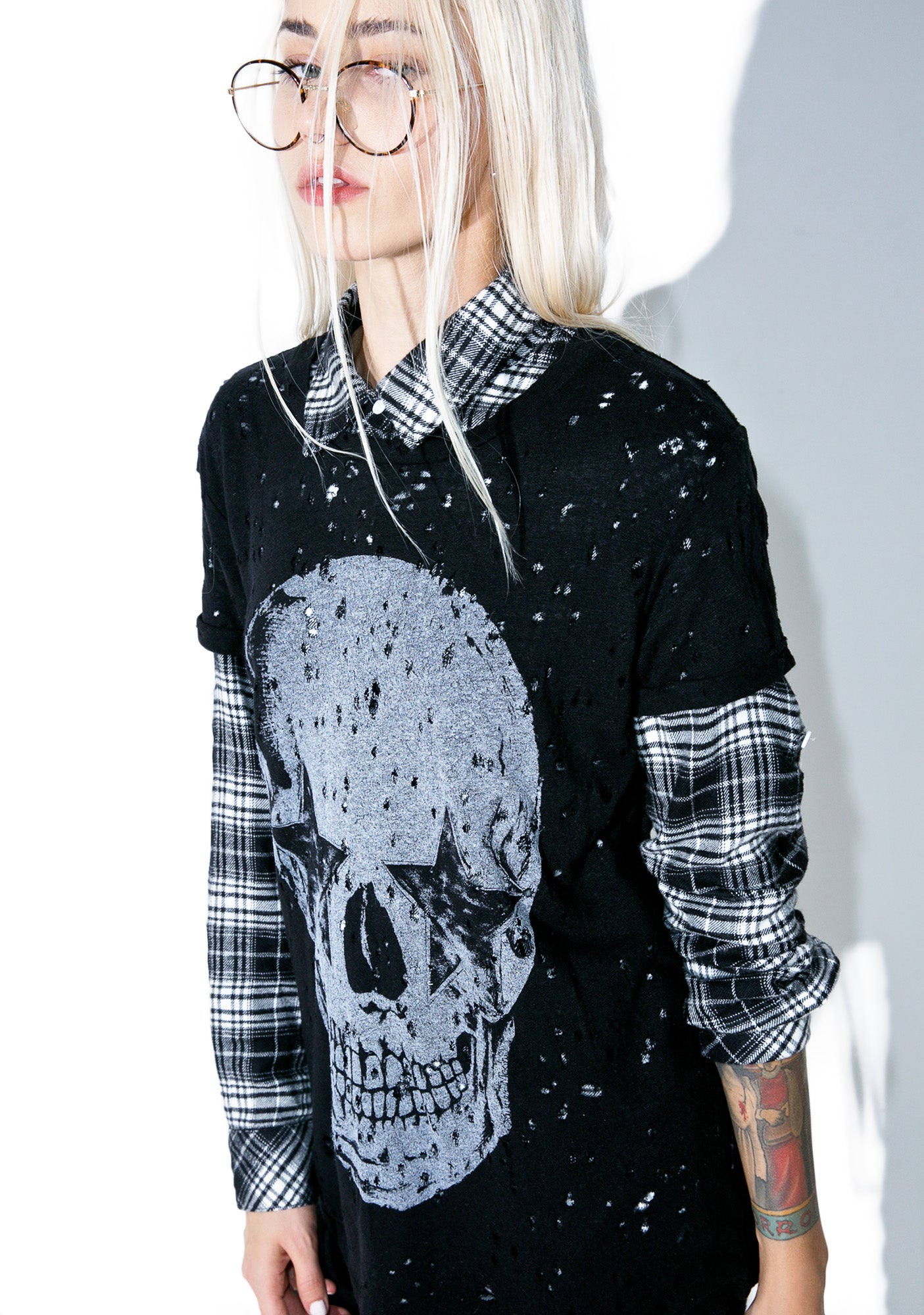 Bess Roll-Up Vintage Tee – Dolls Kill