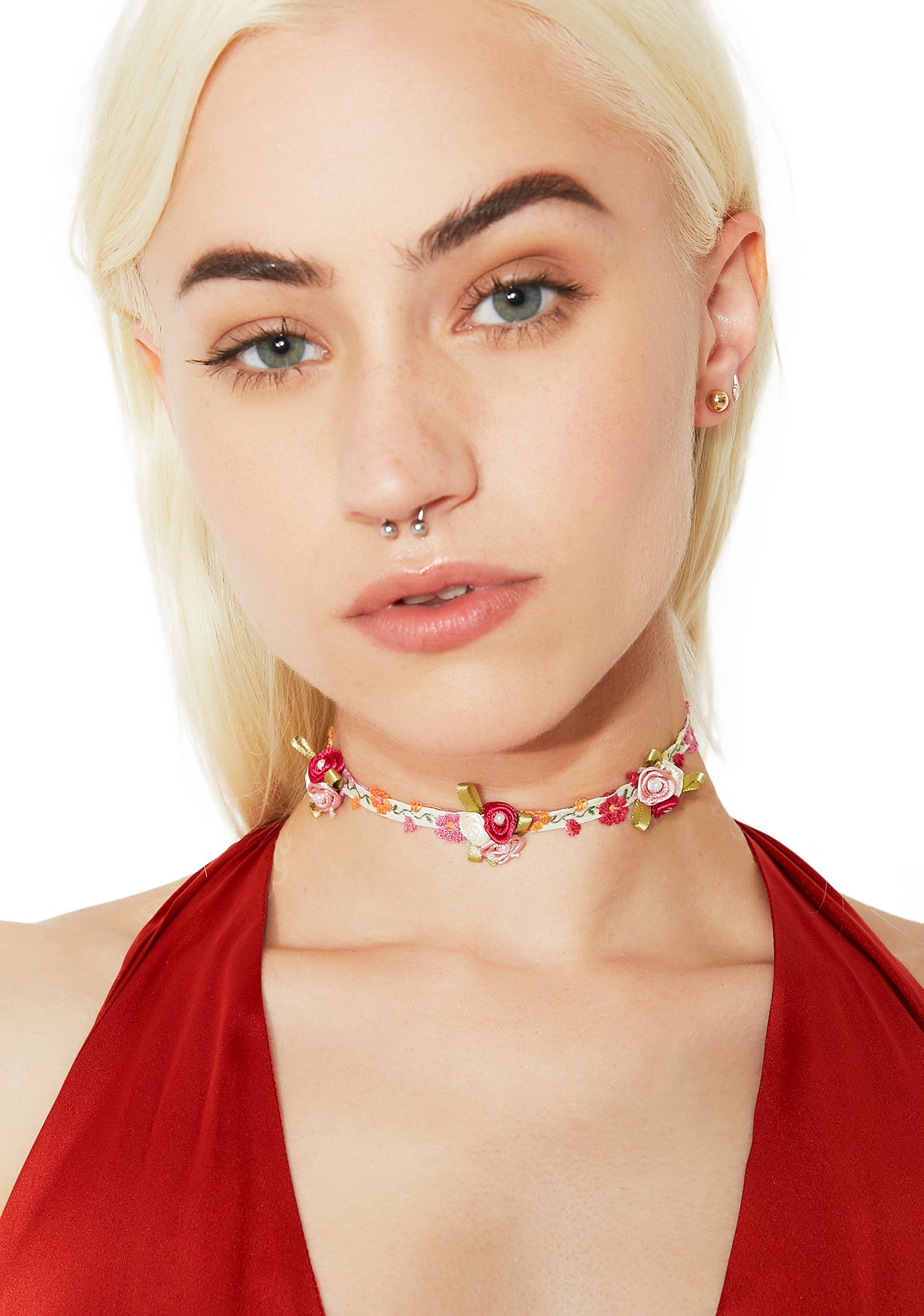 Embroidered Rosette Fabric Choker Necklace – Dolls Kill