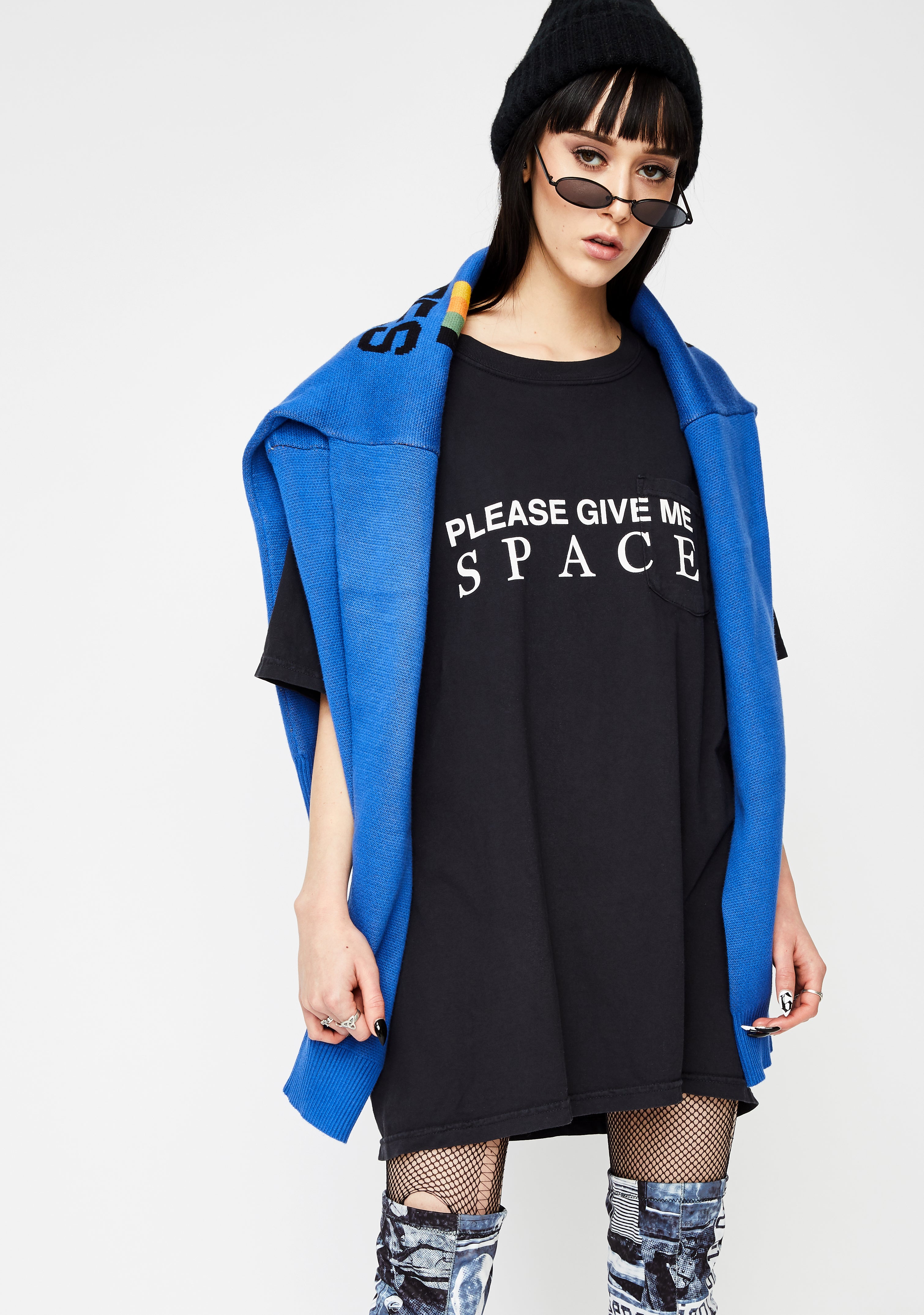 Give Me Space Pocket Tee – Dolls Kill