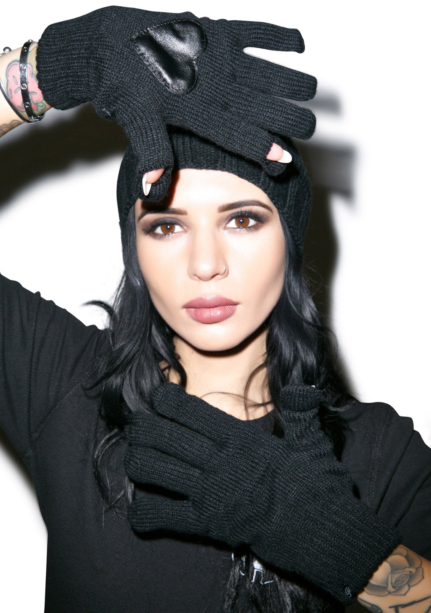 Smartgloves – Dolls Kill