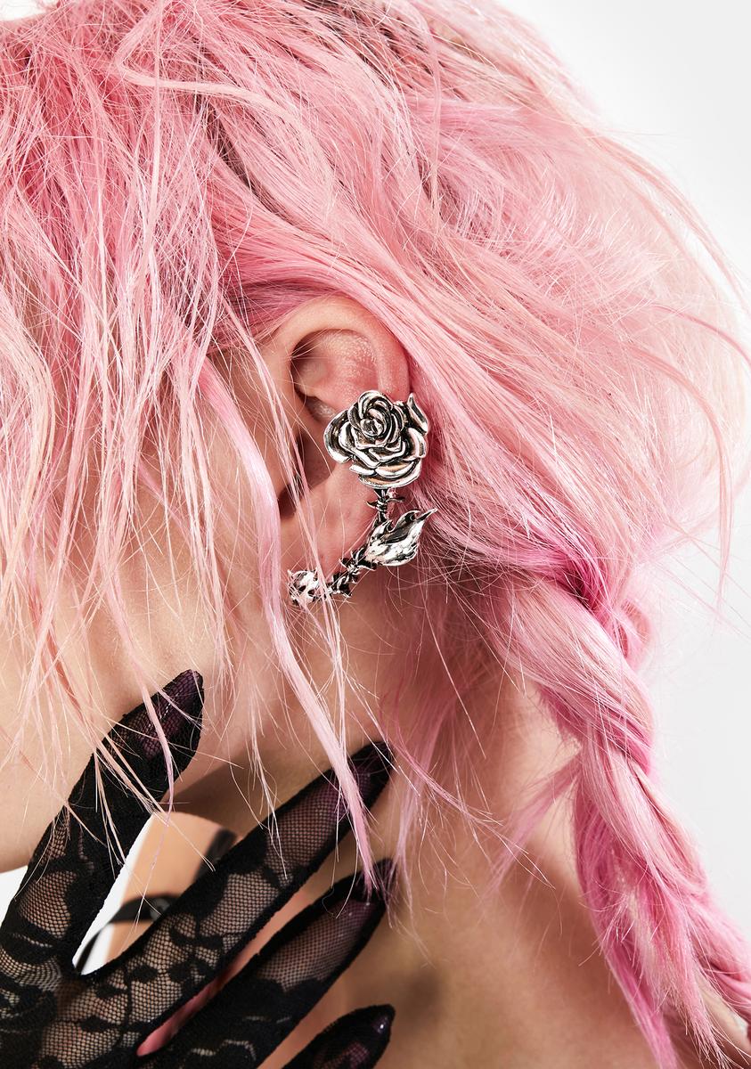 Metallic Silver Rose Ear Cuff And Stud – Dolls Kill