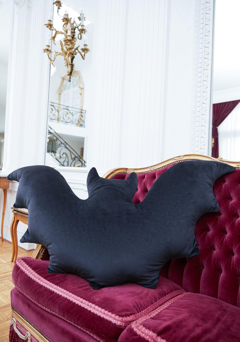 Dolls Home Oversized Bat Pillow - Black Velvet – Dolls Kill