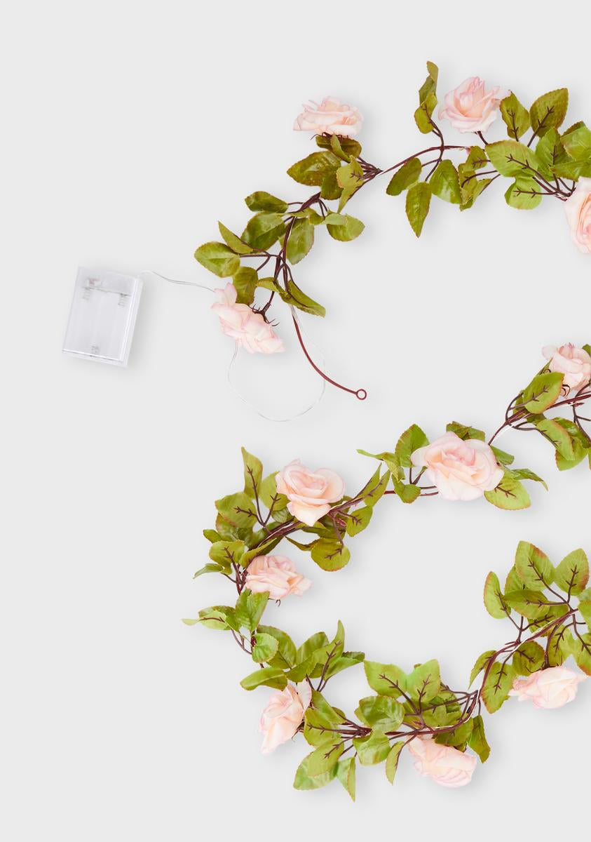 Dolls Home Floral Leaf String Lights - Gold – Dolls Kill