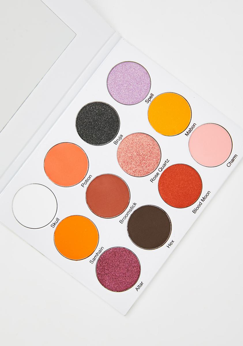 Alien Cosmetics Unearthly Shadow Palette – Dolls Kill