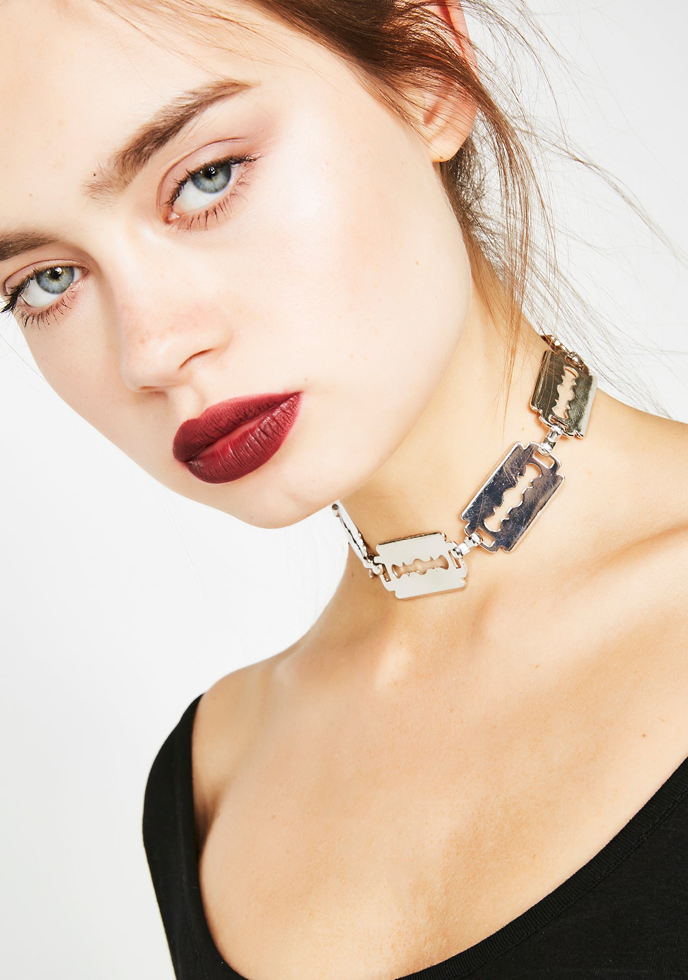 Quick To Cut Blade Choker – Dolls Kill