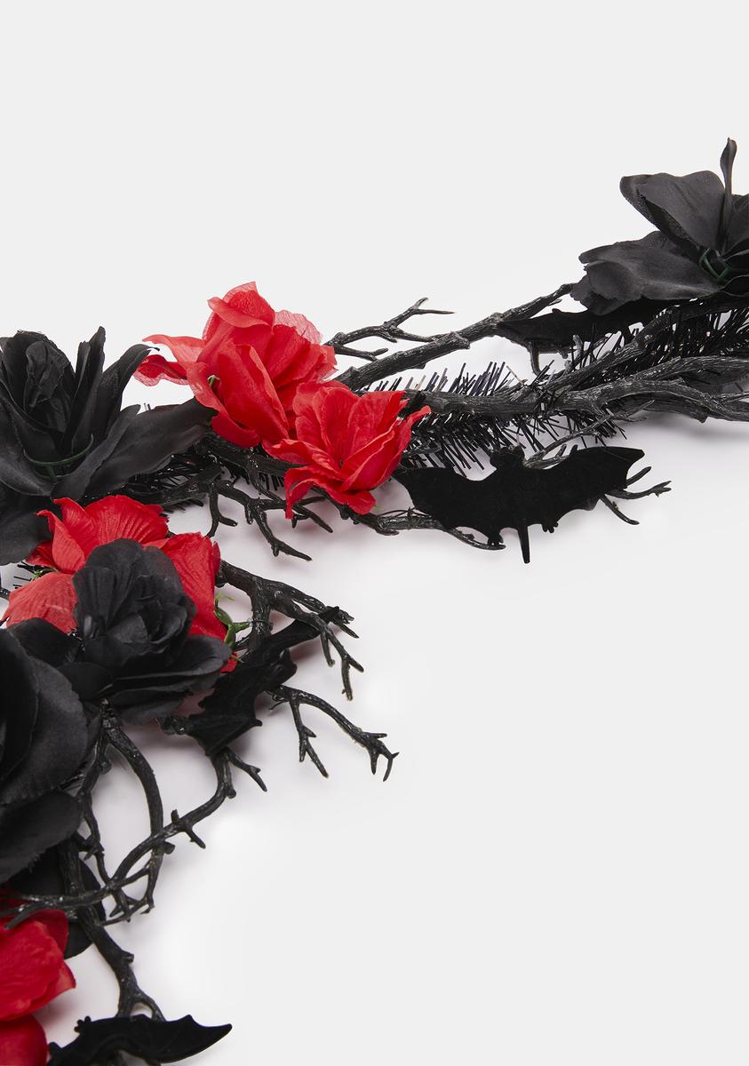 Dolls Home Rose Bat Garland - Black – Dolls Kill
