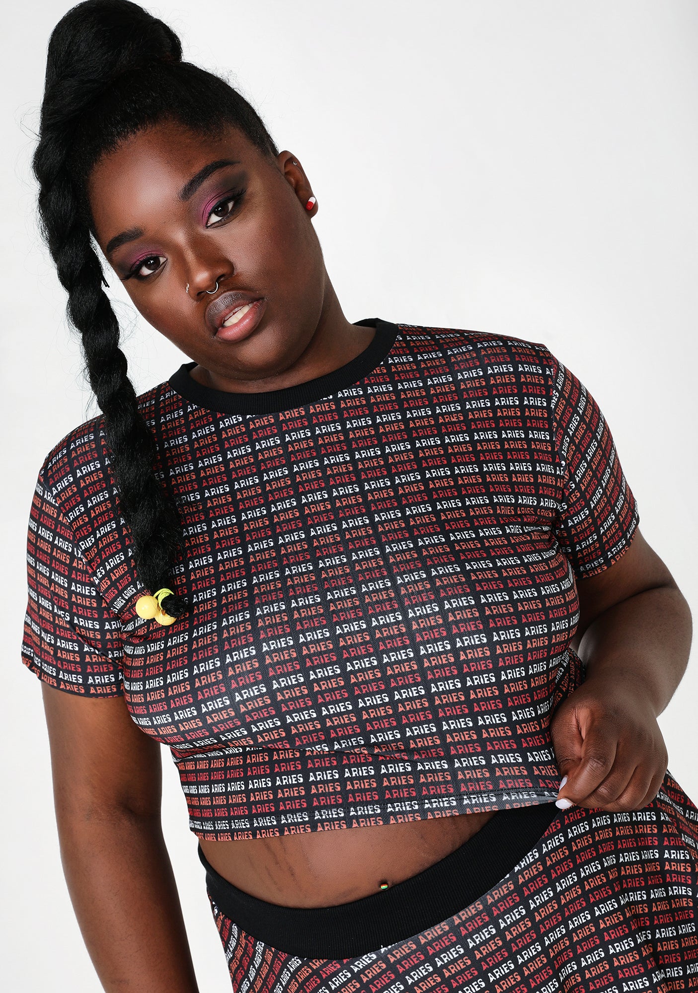 HOROSCOPEZ Plus Size Aries Printed Crop Tee – Dolls Kill