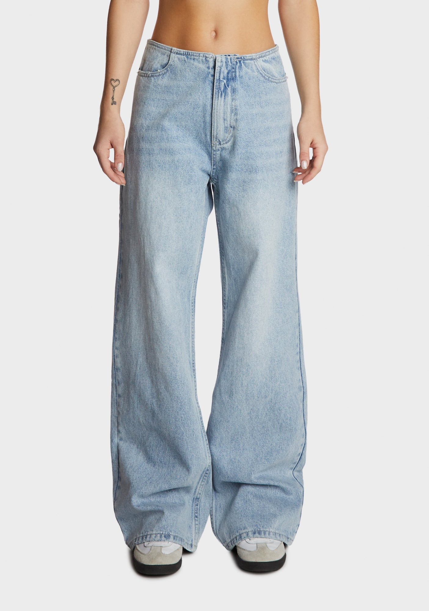 Lioness Low Rise Denim Jeans - Light Blue – Dolls Kill