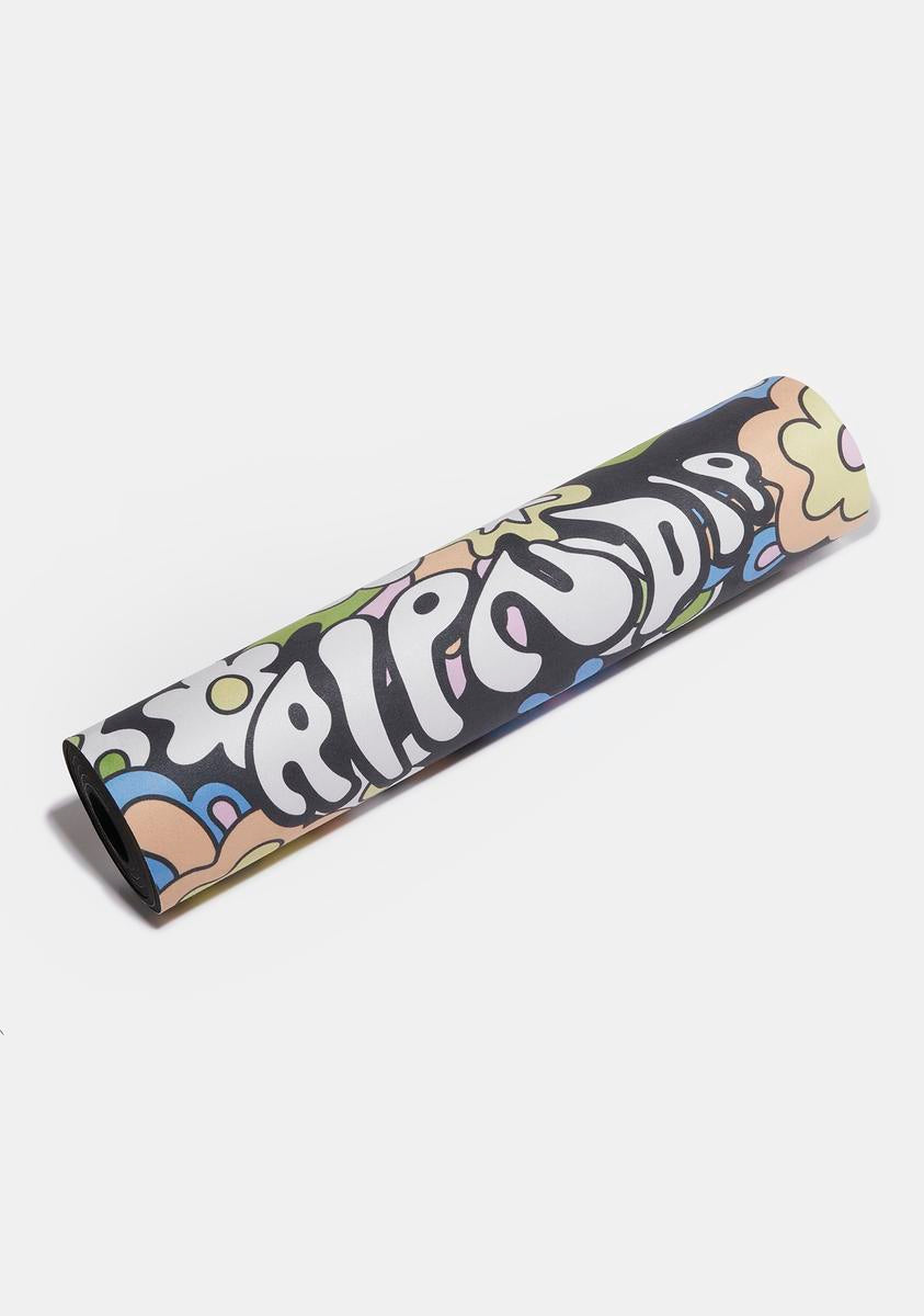 RIPNDIP Flower Print Yoga Mat - Floral/Black – Dolls Kill