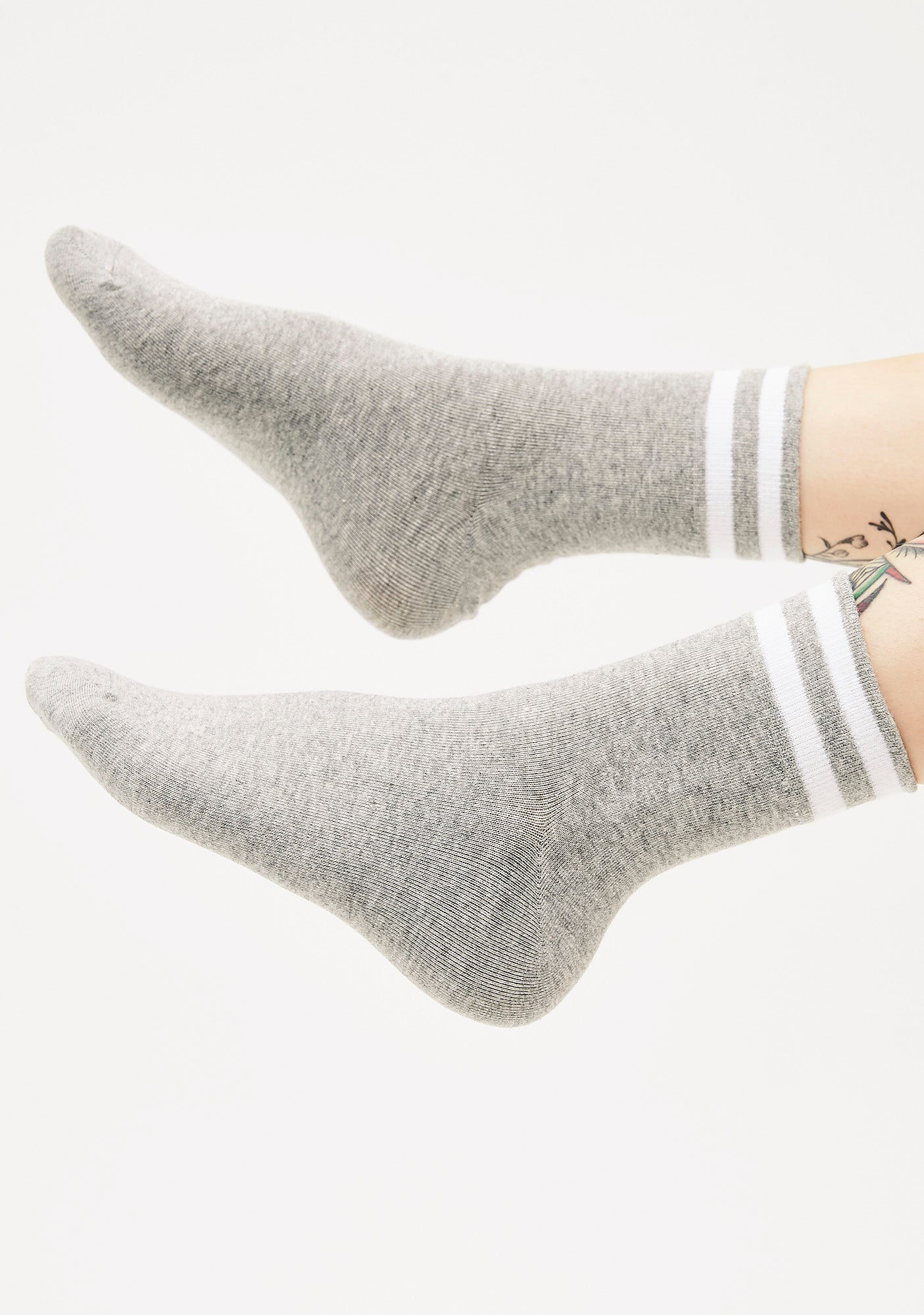 Gray Stripe Socks – Dolls Kill