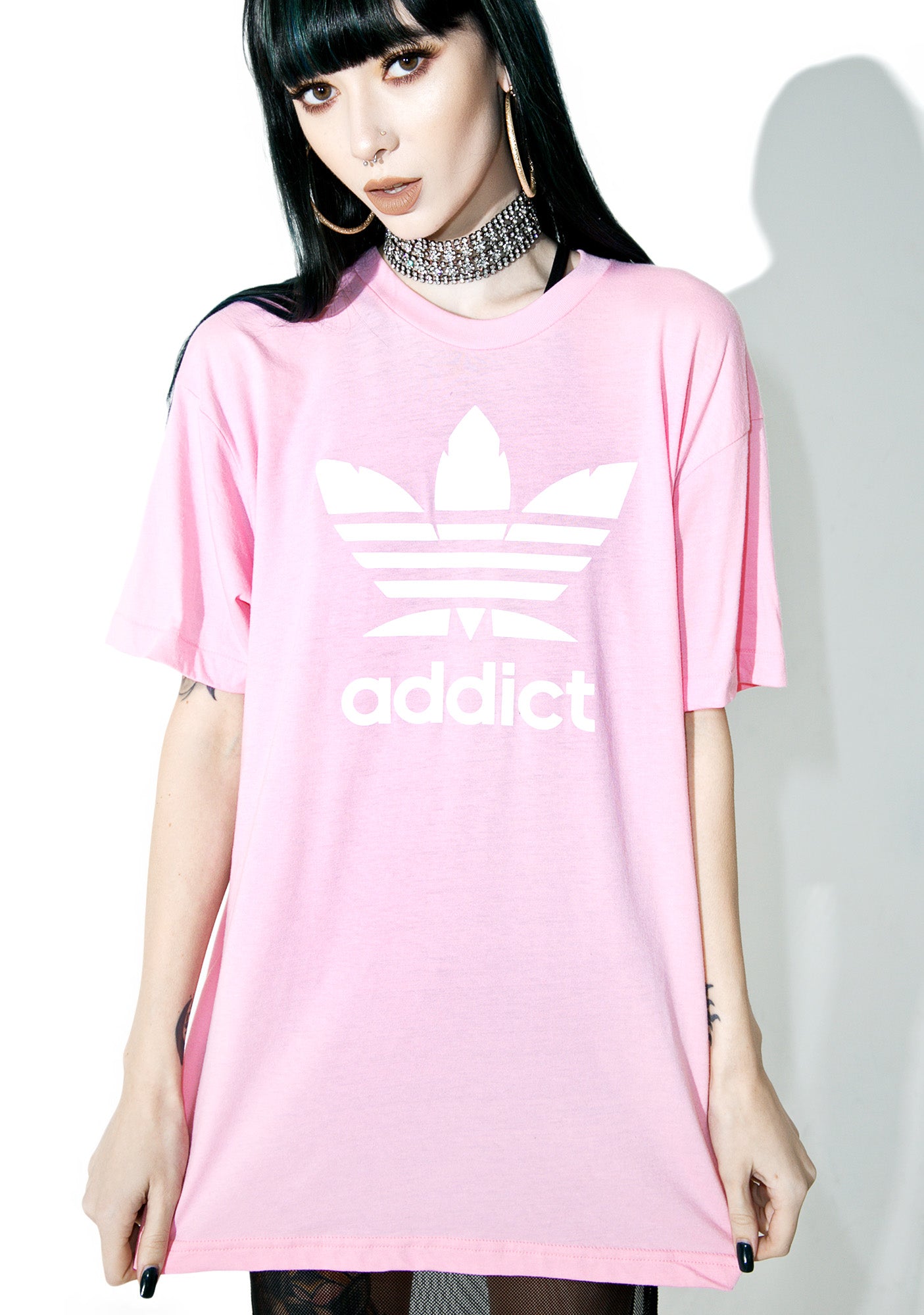 Addict Tee – Dolls Kill