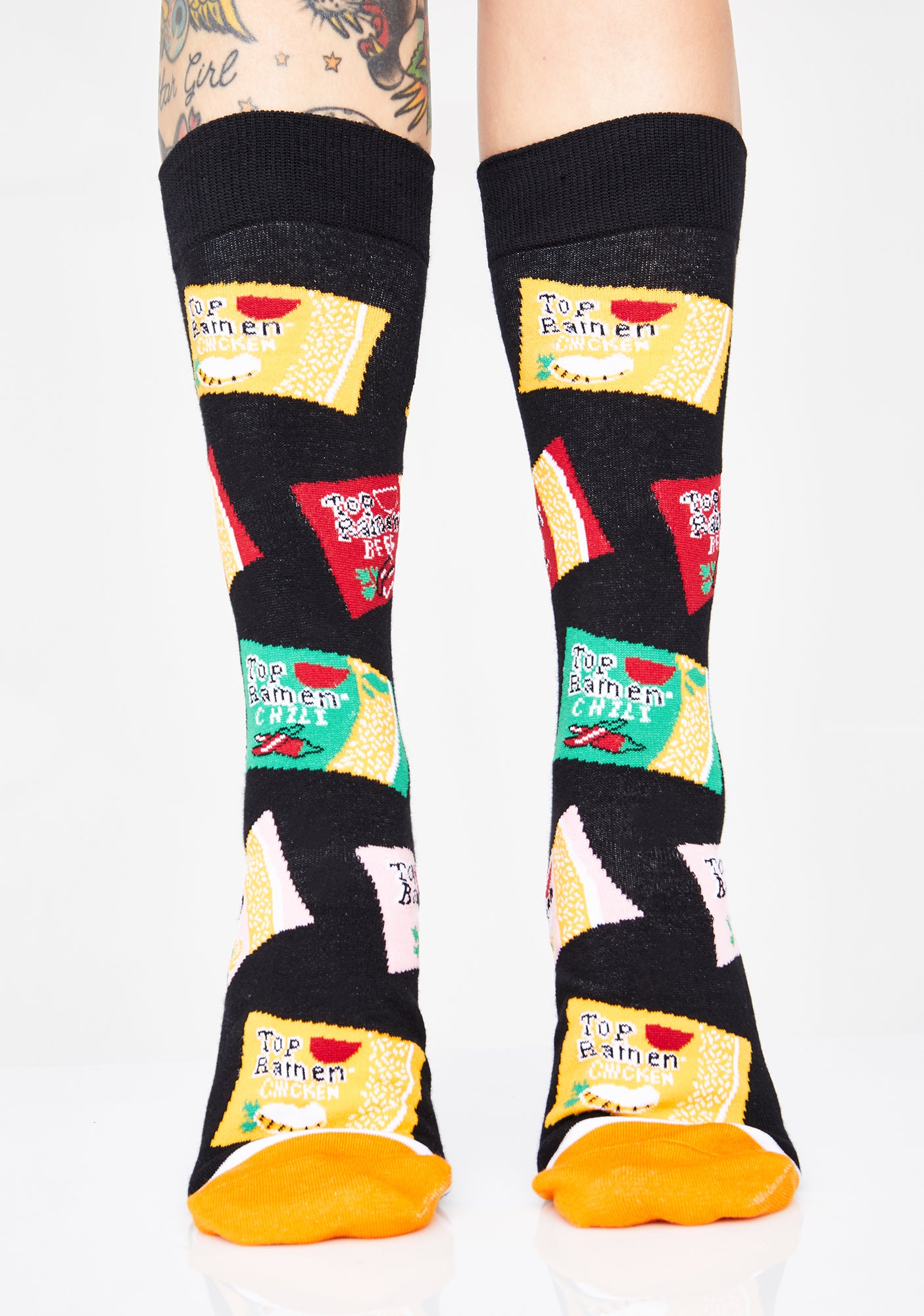 Top Ramen Graphic Crew Socks Noodles Black – Dolls Kill