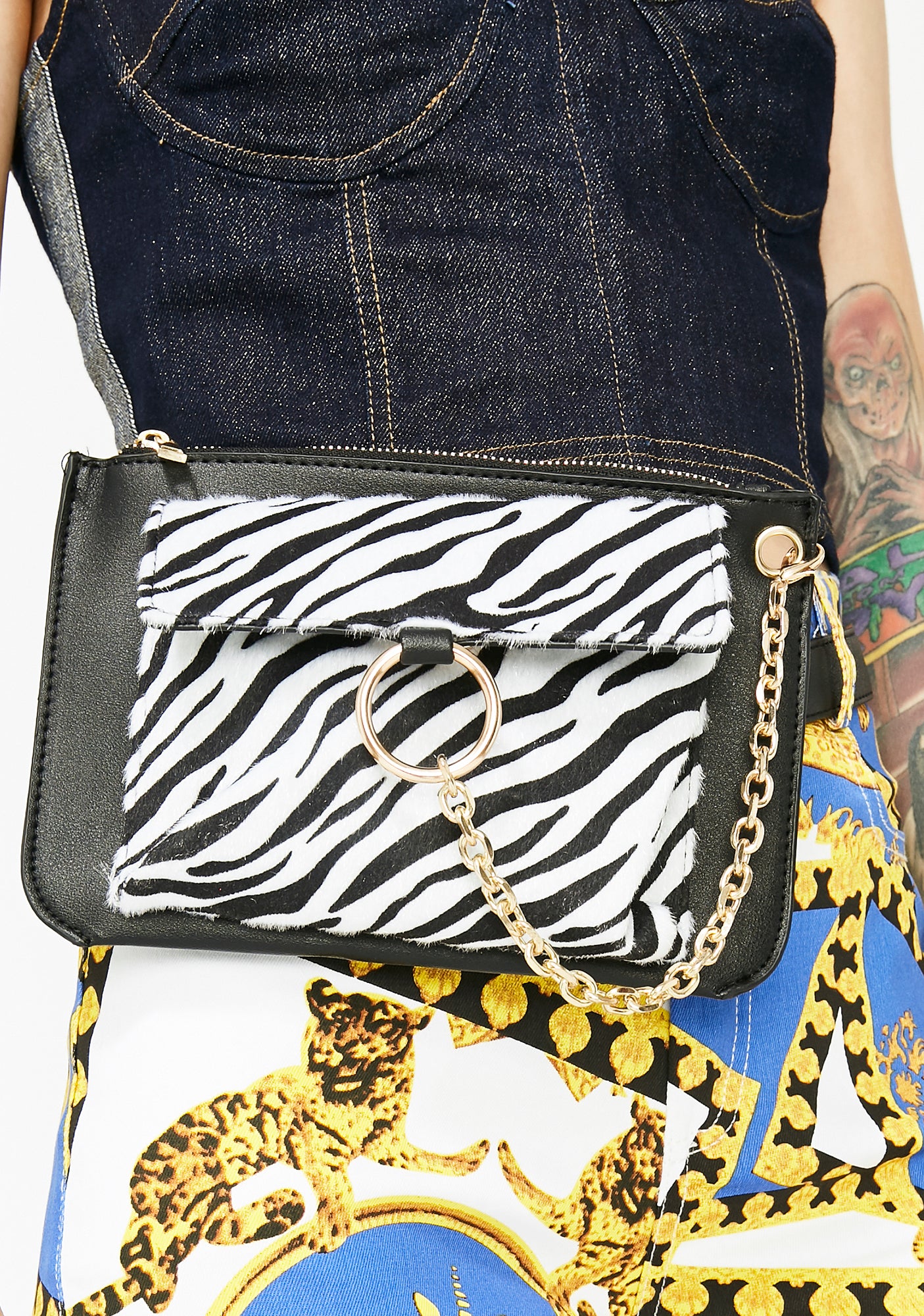 Earn Ya Stripez Zebra Fanny Pack – Dolls Kill