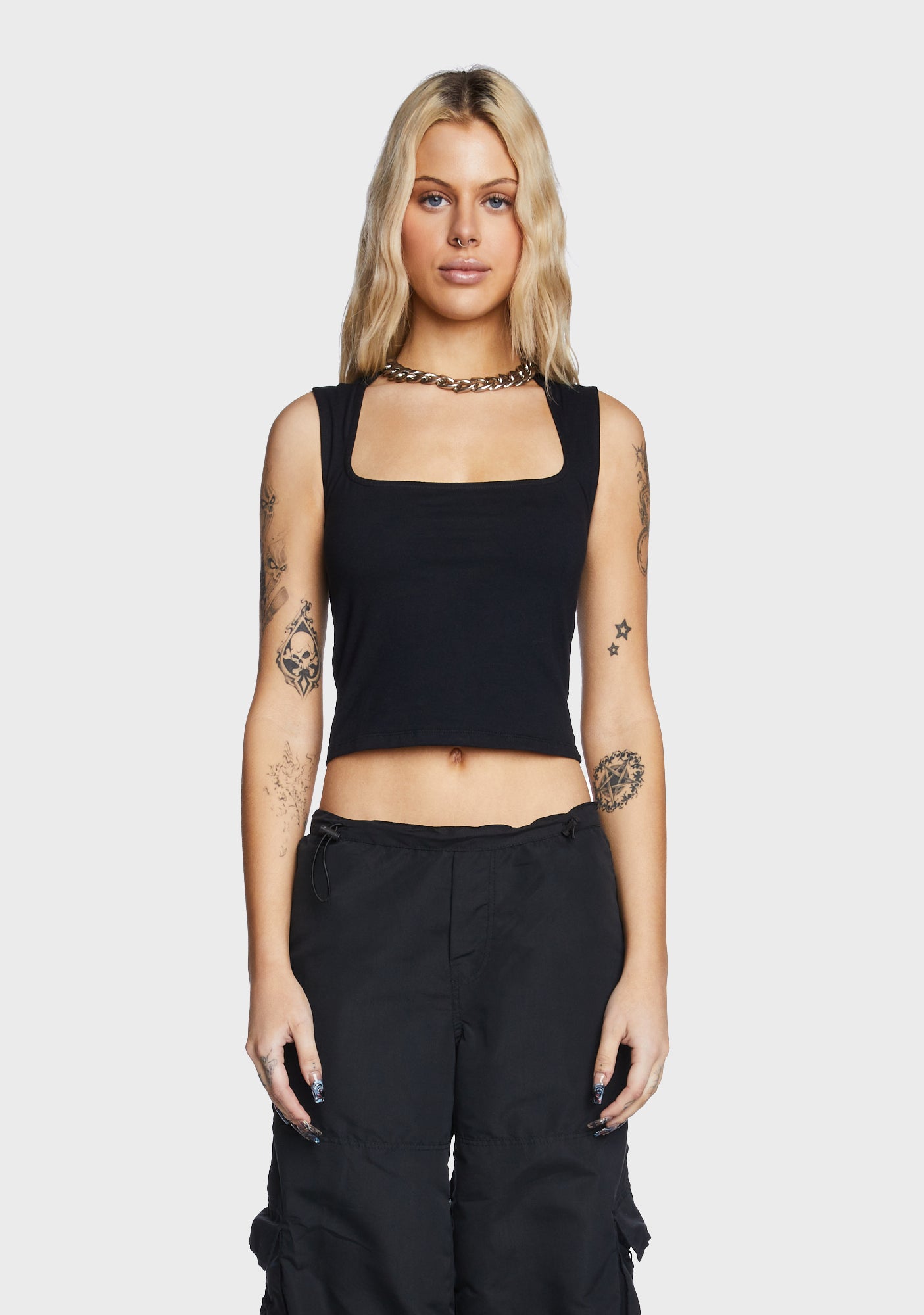 Motel Square Neck Cap Sleeve Crop Top - Black – Dolls Kill
