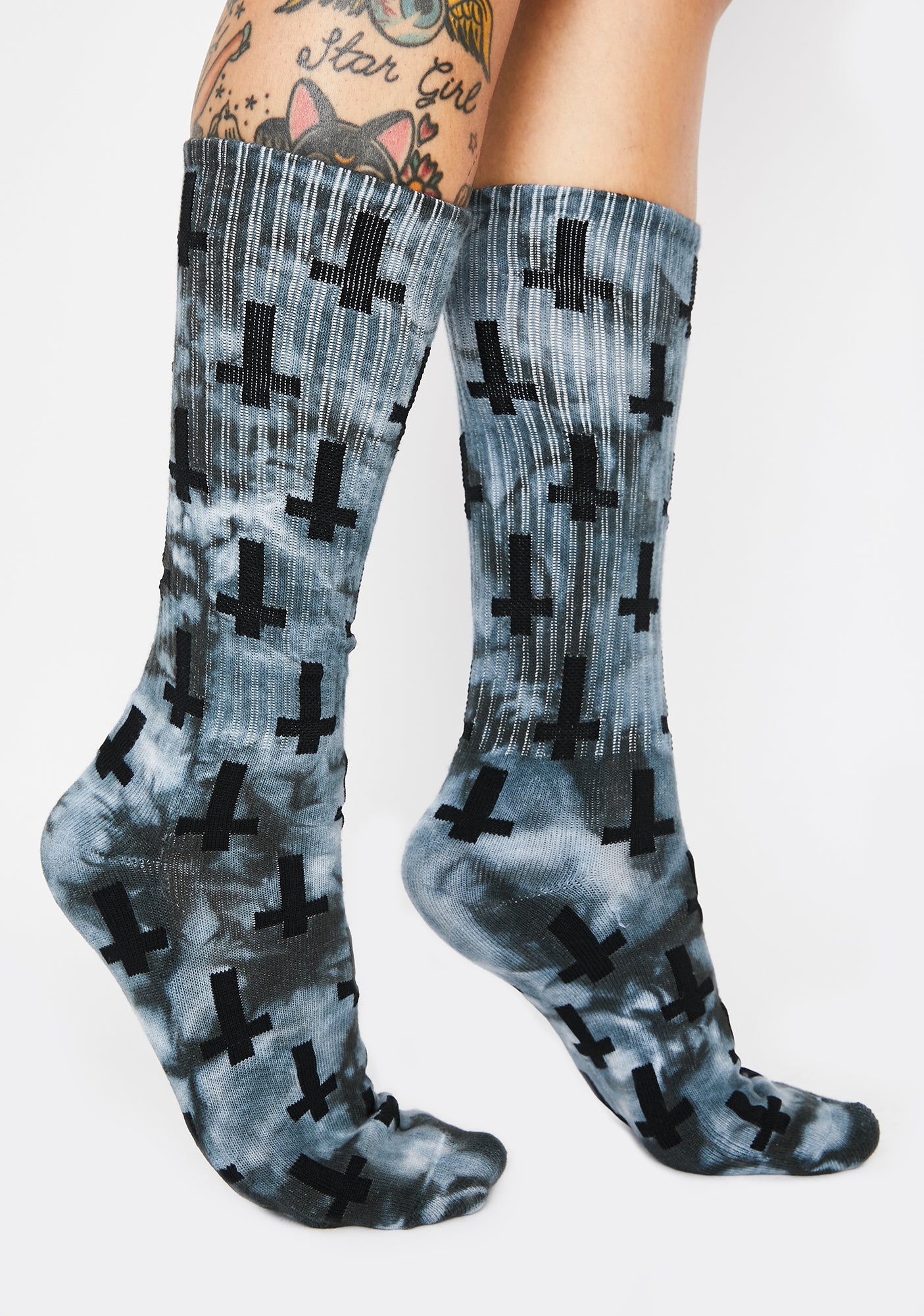 Tie Dye Inversion Crew Socks – Dolls Kill
