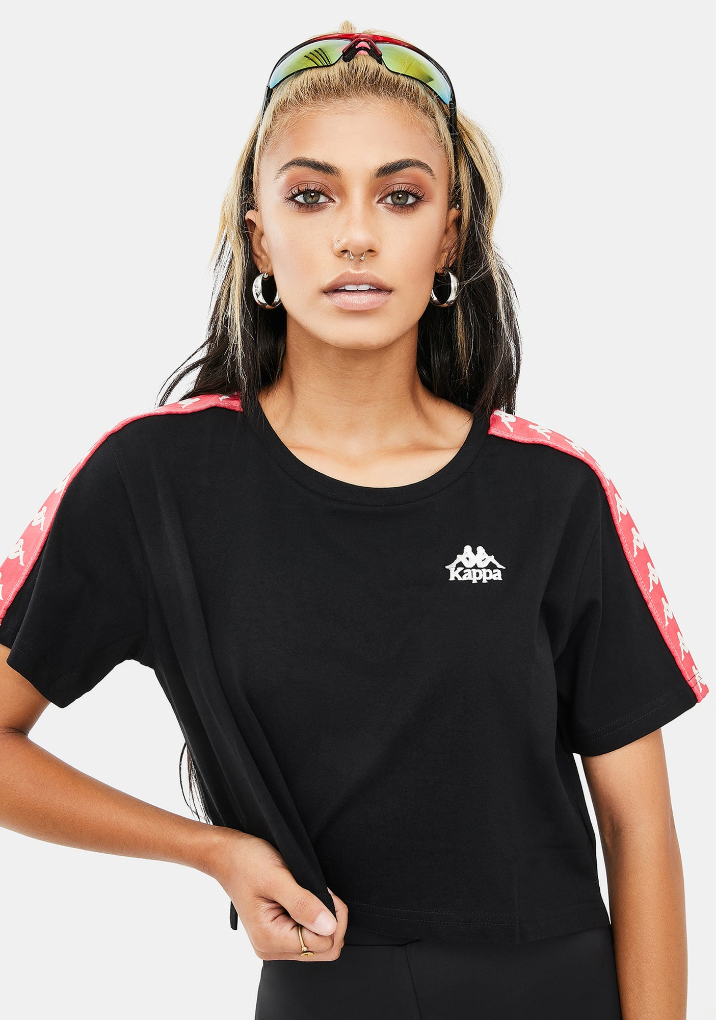 Black 222 Banda Apua Crop Tee – Dolls Kill