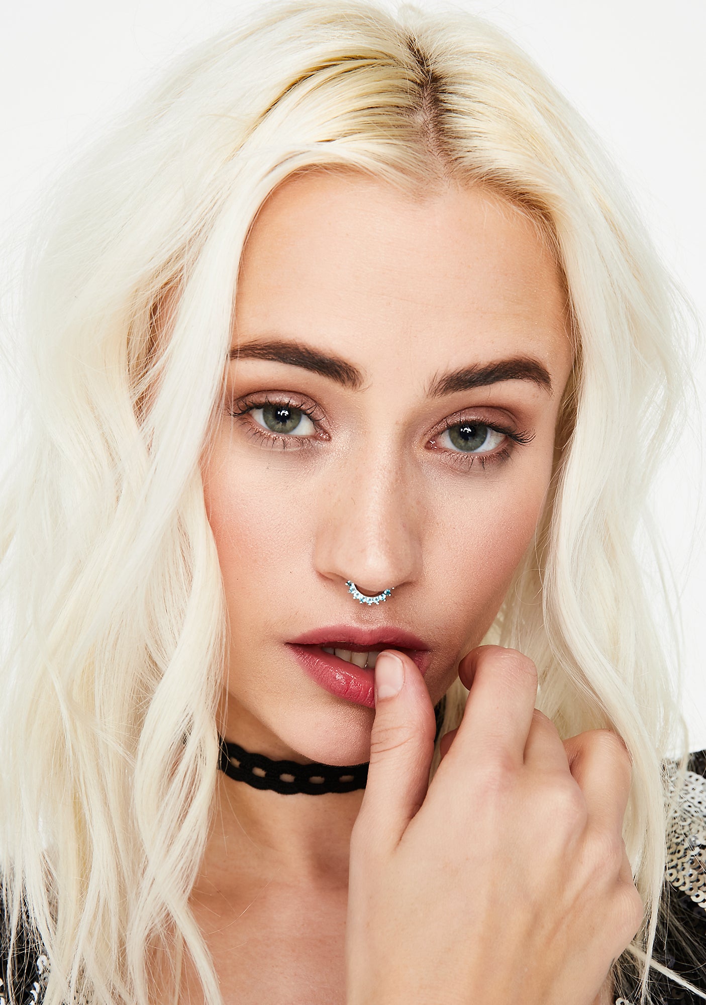 Sky Who Nose Septum Ring – Dolls Kill