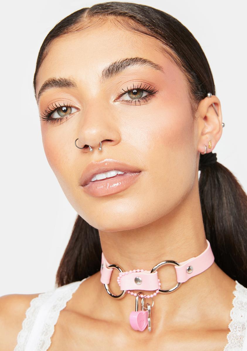 Vegan Leather O Ring Lock And Key Choker Pink – Dolls Kill