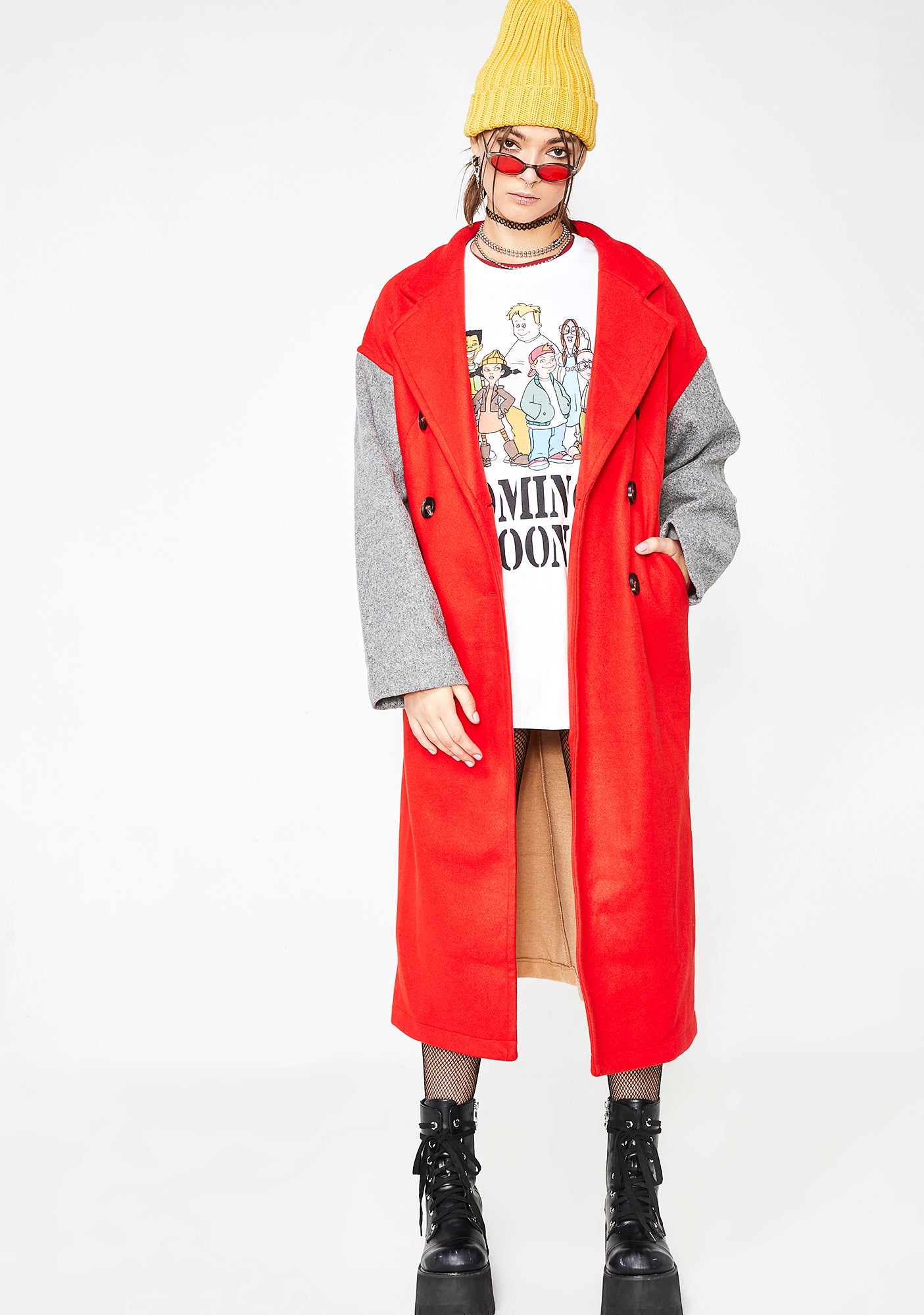 Coming Soon N' Friends Tee – Dolls Kill