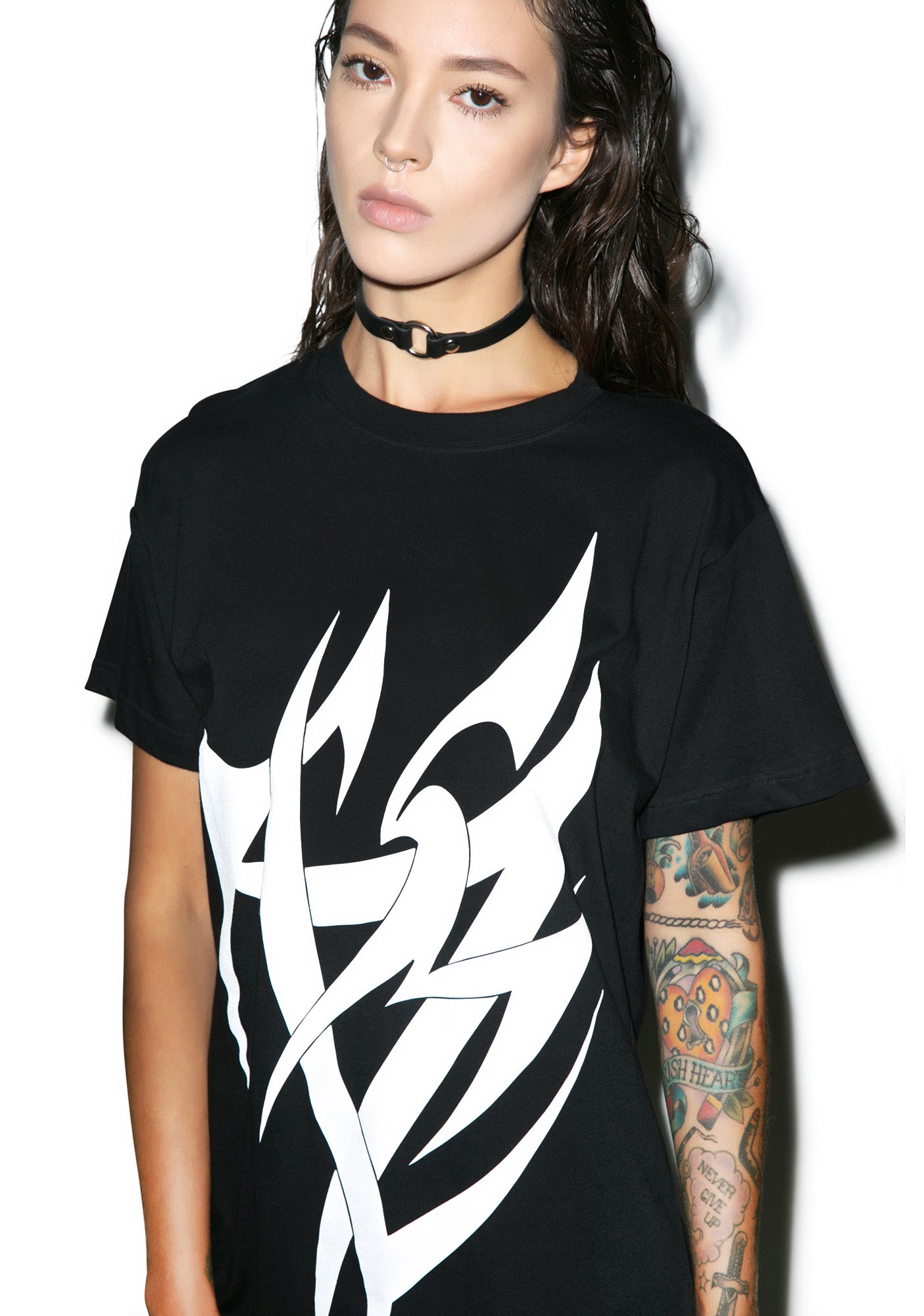 Clan Tee – Dolls Kill