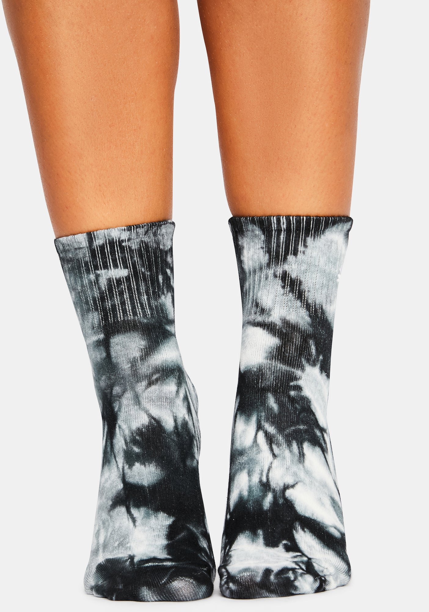 Tie Dye Flower Crew Socks - Black – Dolls Kill