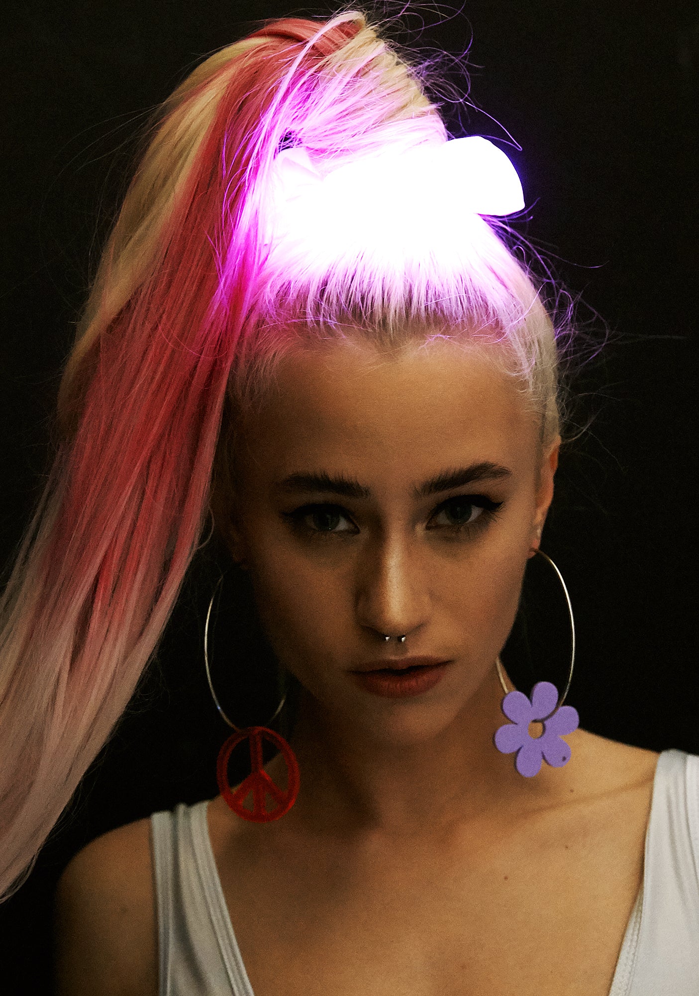 Pinky Popstarr Light Up Scrunchie – Dolls Kill