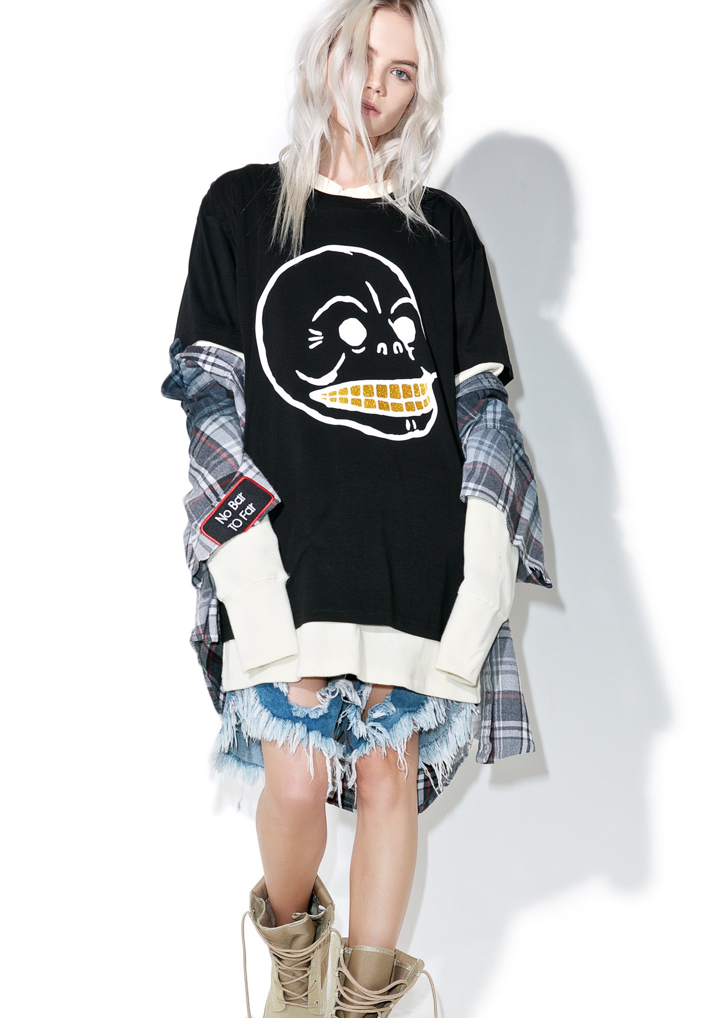 Grills Standard Tee – Dolls Kill